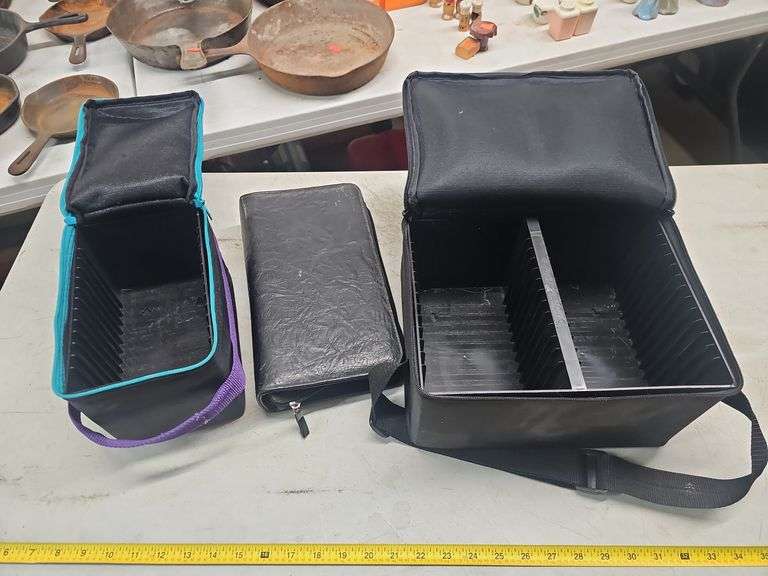 ASSORTED CD ORGANIZER CASES - Isabell Auction