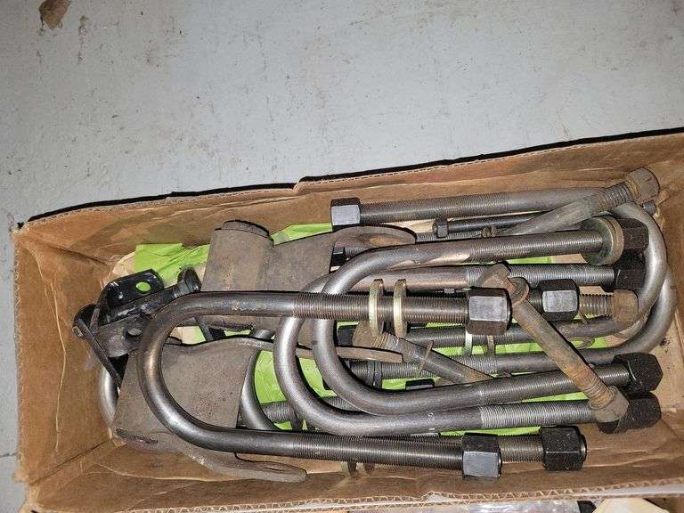 ASSORTED U-BOLTS - Isabell Auction