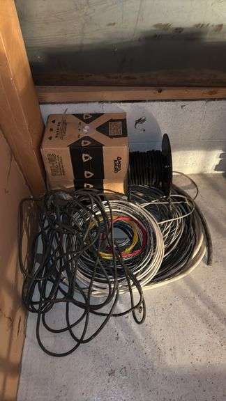 ASSORTED WIRE AND CORD - Isabell Auction