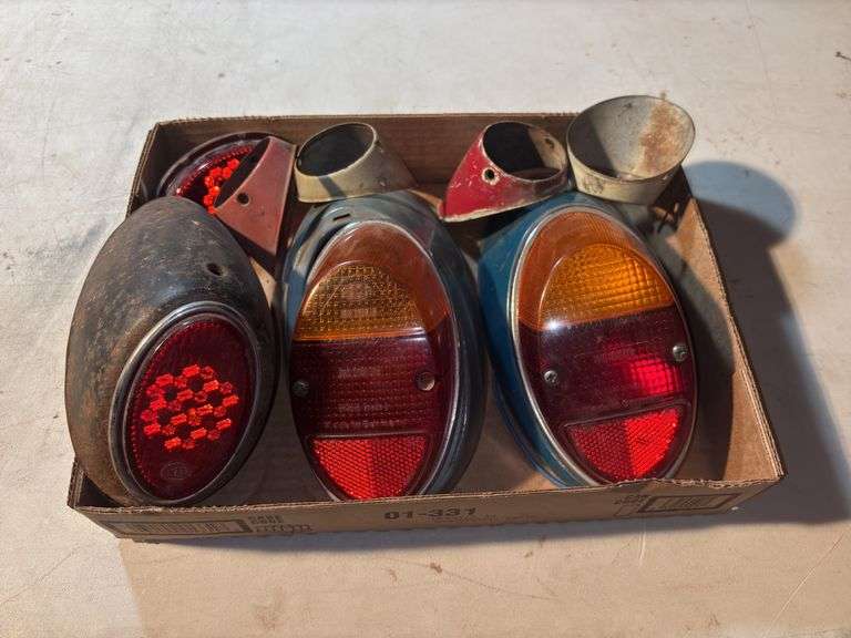 VINTAGE ASSORTED VOLKSWAGEN TAIL LIGHTS AND LIGHT HOUSINGS - Isabell ...