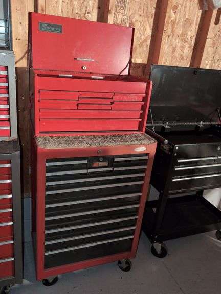 CRAFTSMAN ROLL AROUND TOOL BOX WITH SNAP-ON TOP BOX (18" X 27" X 54 ...