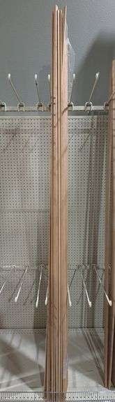 (27) 8-FT. OAK ¾" OSC. TRIM - Isabell Auction