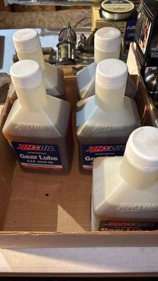 (UP) 5-CT. GEAR LUBE - Isabell Auction