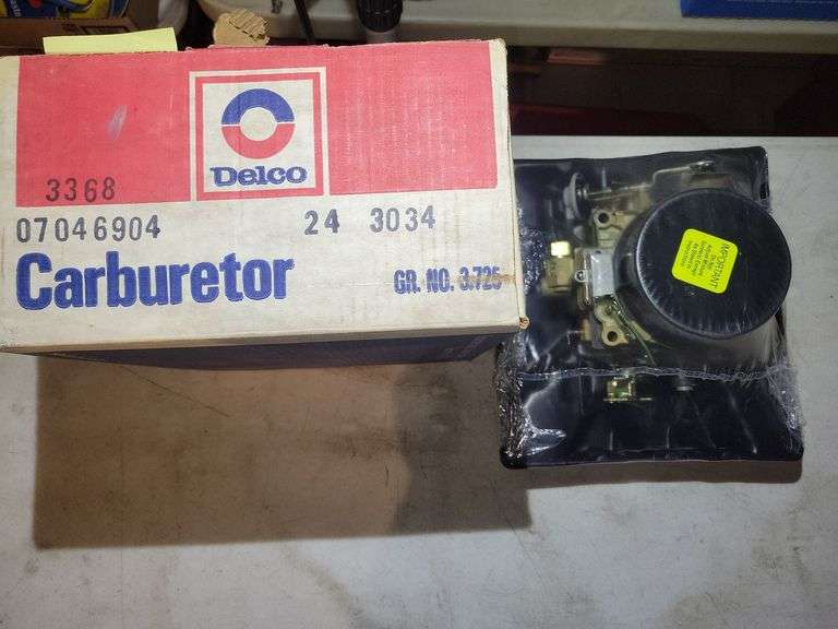 NEW DELCO GM CARBURETOR - Isabell Auction