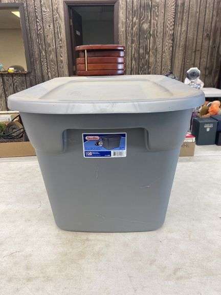 18 GAL. TOTE - Isabell Auction