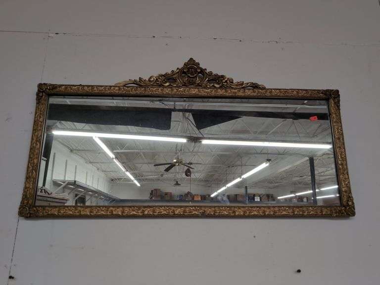 VINTAGE WALL MIRROR IN FRAME (21" X 38") - Isabell Auction