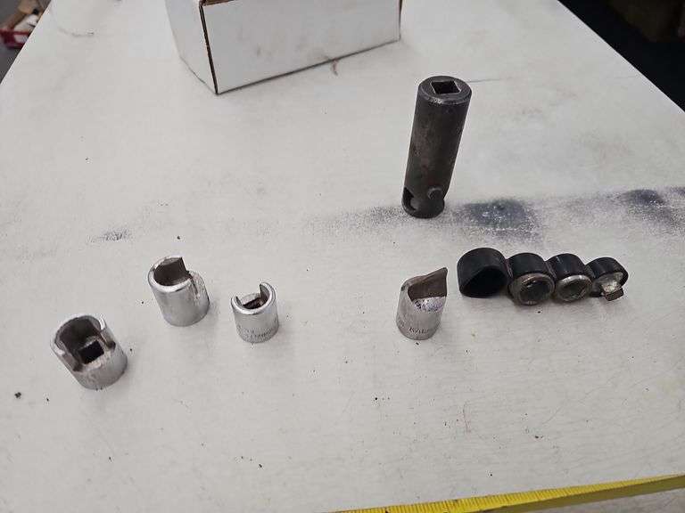 CORNWELL WEATHERHEAD SOCKETS & OTHER ASSORTED SOCKETS - Isabell Auction