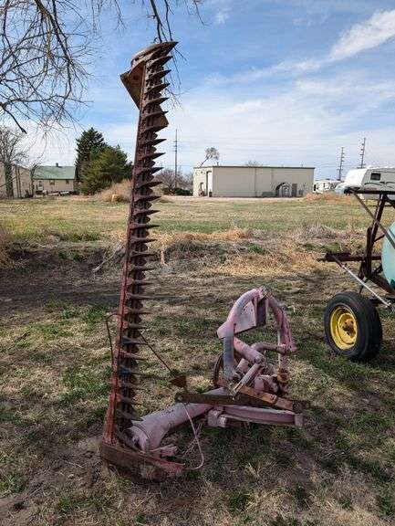 3-PT. 7-FT. SICKLE MOWER ATTACHMENT - Isabell Auction