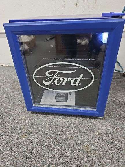 FORD SHOP REFRIGERATOR 17" W X 19" T X 18" D (WORKS) - Isabell Auction