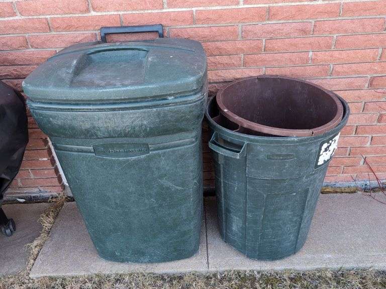 (OUT) (3) ASST'D TRASH CANS ((1) IS WHEELED WITH LID) - Isabell Auction