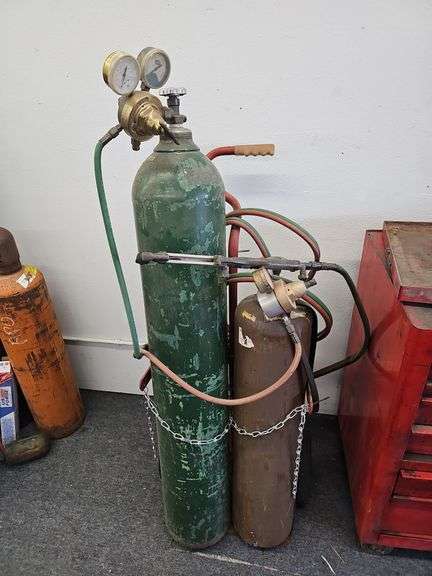 CUT OFF TORCH SET W/CART - Isabell Auction