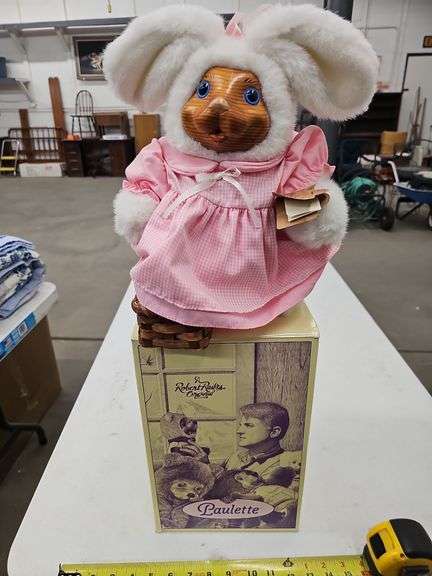 RAIKES RABBIT - Isabell Auction