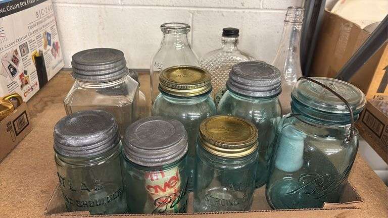 ASSORTED JARS AND BOTTLES - Isabell Auction