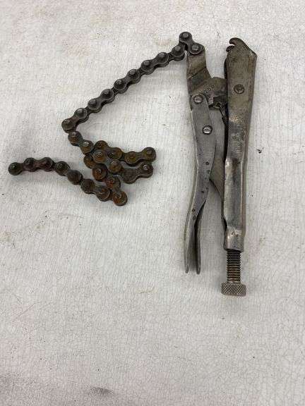 VISE GRIP LOCKING CHAIN CLAMPS - Isabell Auction