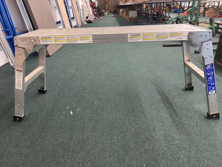 WERNER ALUMINUM FOLDING WORK PLATFORM - Isabell Auction