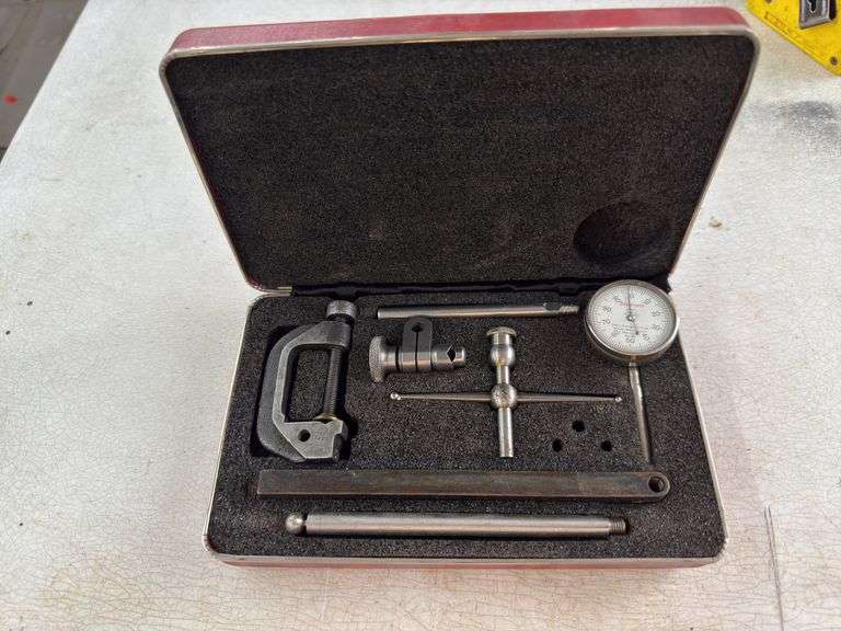 STARRETT UNIVERSAL DIAL TEST INDICATOR - Isabell Auction