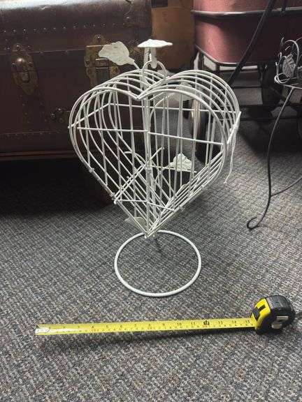 HANGING HEART CAGE - Isabell Auction