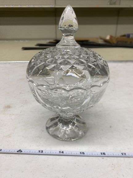 7” CRYSTAL CANDY DISH - Isabell Auction