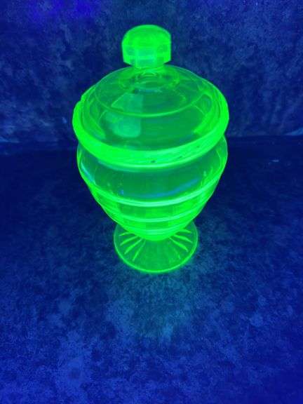 6” URANIUM CANDY DISH WITH LID - Isabell Auction