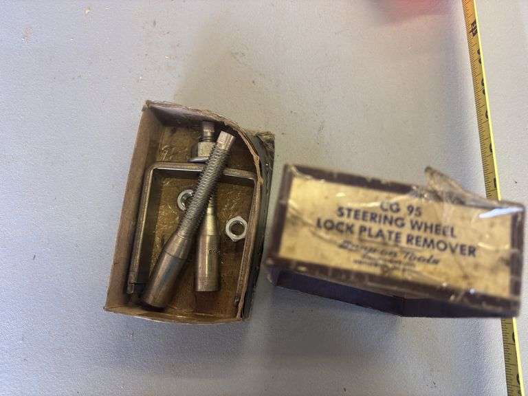 (S) SNAP-ON STEERING WHEEL LOCK PLATE REMOVER - Isabell Auction