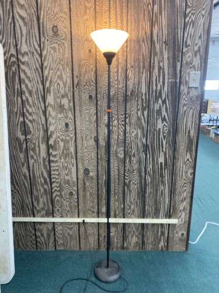 72” FLOOR LAMP - Isabell Auction