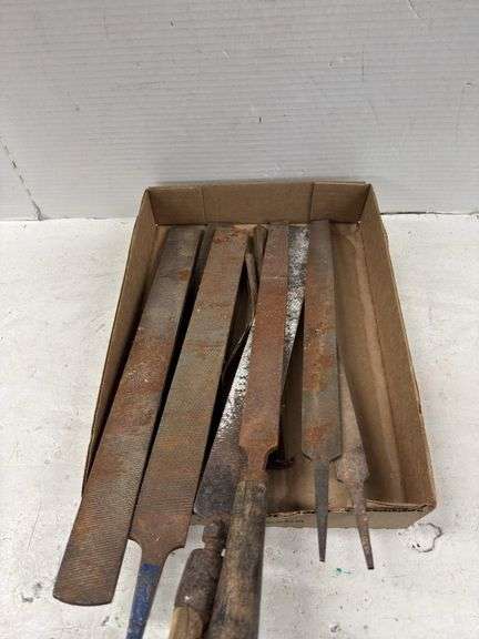 ASSORTED METAL FILES - Isabell Auction
