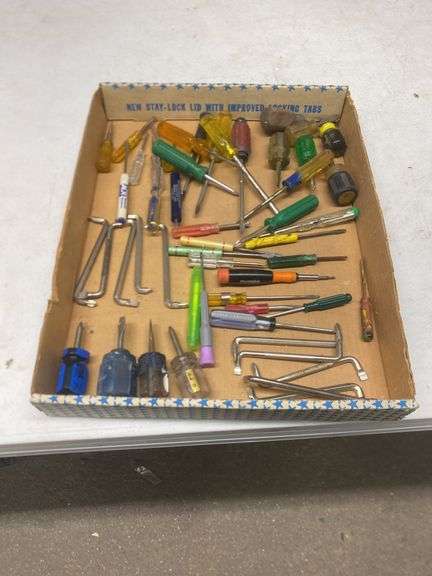 ASSORTED TOOLS - Isabell Auction