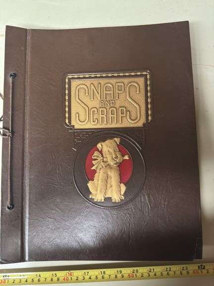 SNAPS AND SCRAPS BOOK FULL OF VINTAGE POSTCARDS - Isabell Auction
