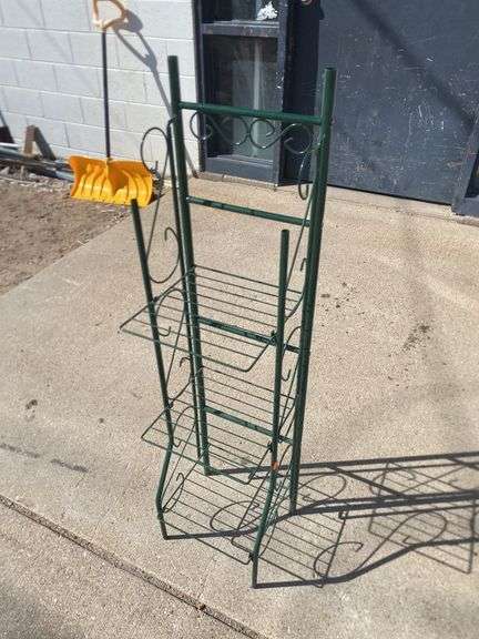 (OUT) COLLAPSING PLANT SHELF - Isabell Auction