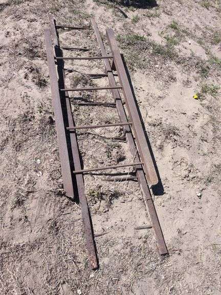 (OUT) 53" & 84" STEEL RUNG STEPS - Isabell Auction