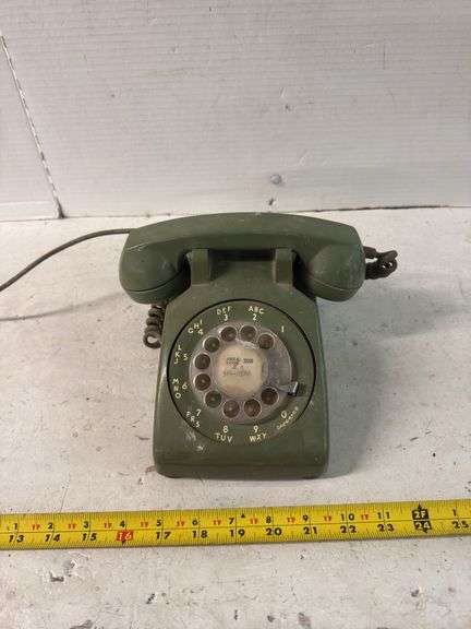 VINTAGE ITT ROTARY TELEPHONE - Isabell Auction