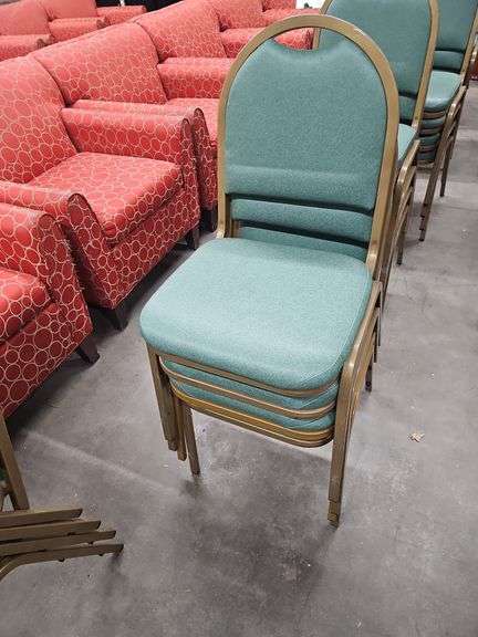 (N) 4 CT STACK CHAIRS - Isabell Auction