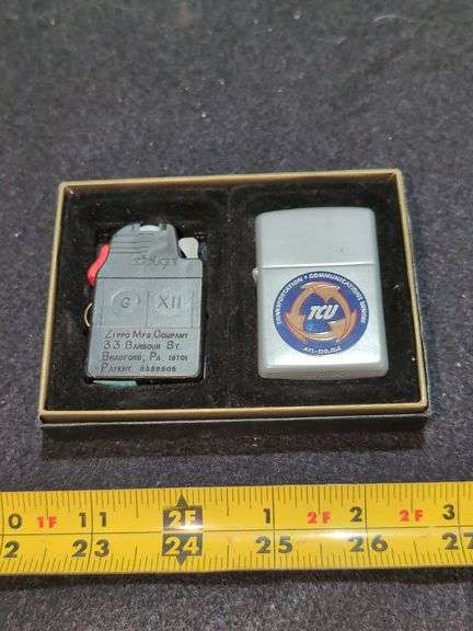 TCU ZIPPO LIGHTER WITH FLASHLIGHT INSERT - Isabell Auction