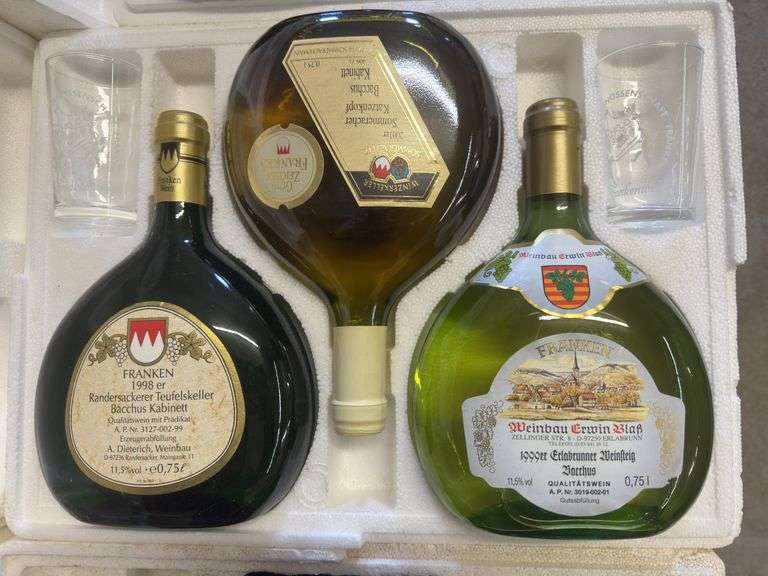 3-PC GERMAN COLLECTOR BOTTLES - Isabell Auction