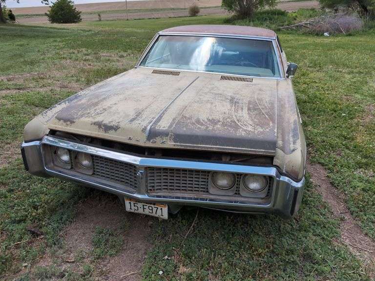(OUT) 1969 BUICK ELECTRA 225 ( ENGINE) (ODO SHOWING: 116,107 MILES ...