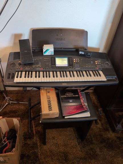 (MR) YAMAHA PSR-8000 DIGITAL KEYBOARD WITH STAND PEDAL, BENCH, & BOOKS ...