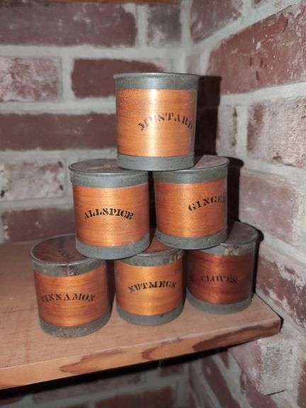 VINTAGE 6-PIECE SPICE CONTAINER SET - Isabell Auction