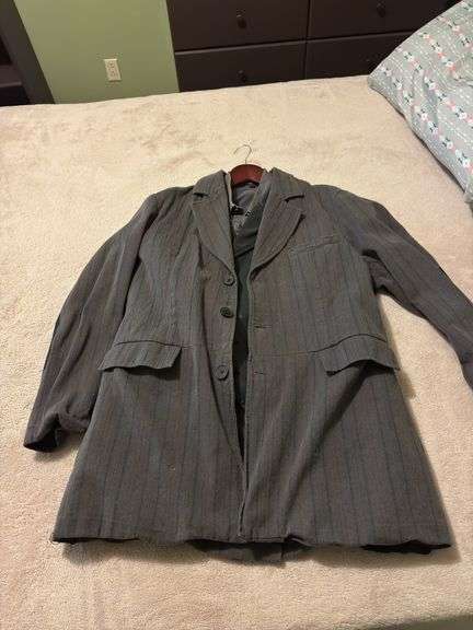 (LB2) WESTERN STYLE OUTFIT JACKET SIZE 46 PANTS SIZE36 - Isabell Auction