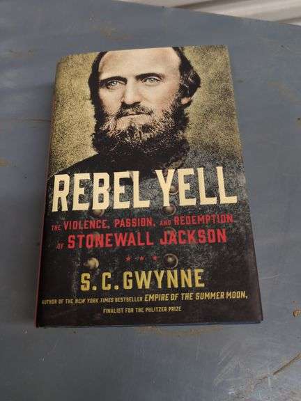 (EG) REBEL YELL STONEWALL JACKSON HARDBACK BOOK - Isabell Auction