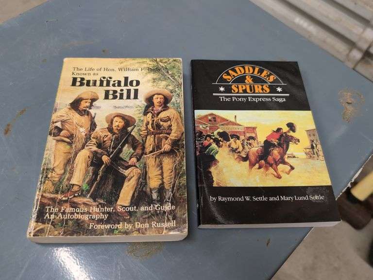 (EG) BUFFALO BILL & SADDLES & SPURS PONY EXPRESS BOOKS - Isabell Auction