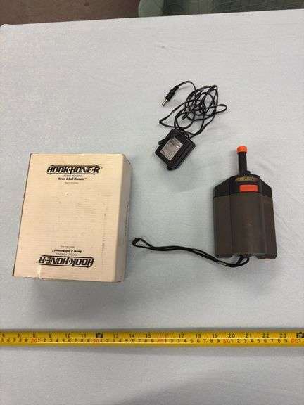 HOOK-HONE-R FISH HOOK SHARPENER - Isabell Auction
