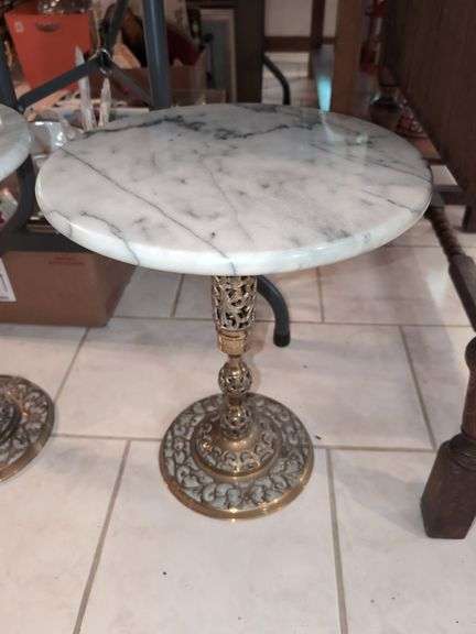 (ER) 18" TALL MARBLE TOP BRASS TABLE - Isabell Auction