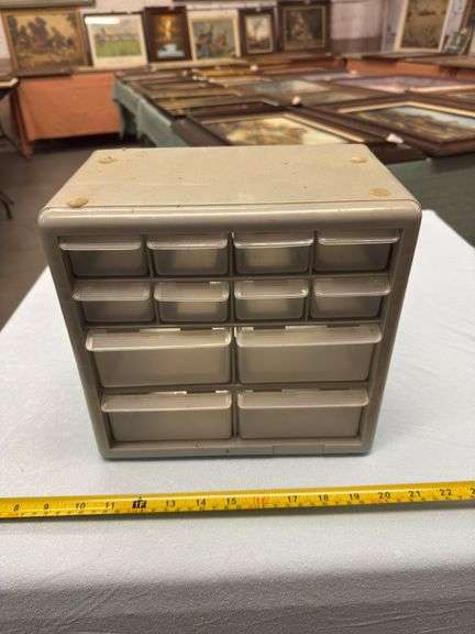 12 DRAWER ORGANIZER - Isabell Auction