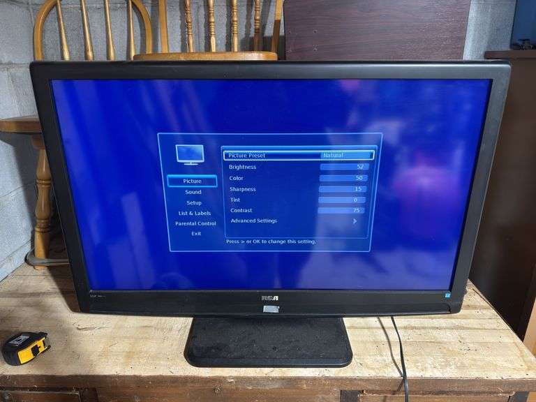 (WG) 40” RCA TV - Isabell Auction