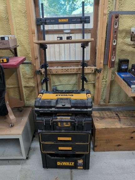 (EG) DEWALT TOUGH SYSTEM 2.0 STACKING TOOL BOX SYSTEM WITH STEREO ...
