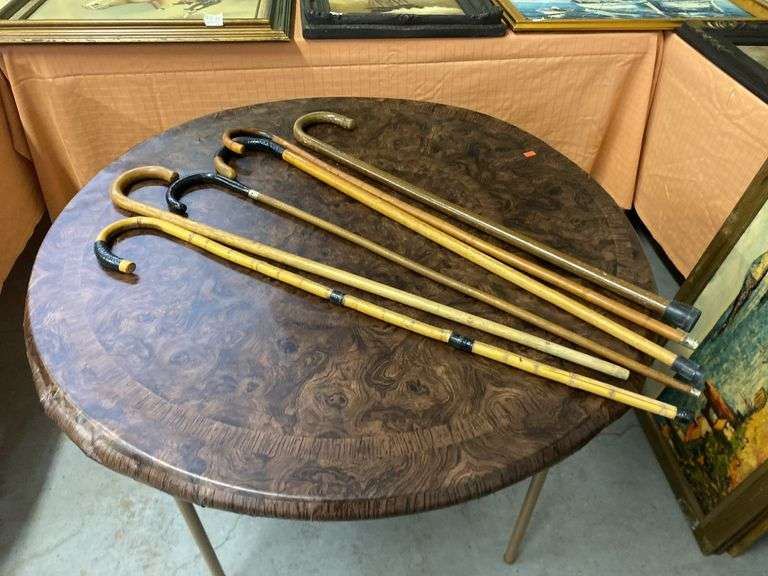 ASSORTED CANES - Isabell Auction