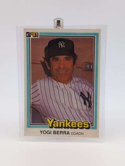 1981 DONRUSS YOGI BERRA CARD - Isabell Auction