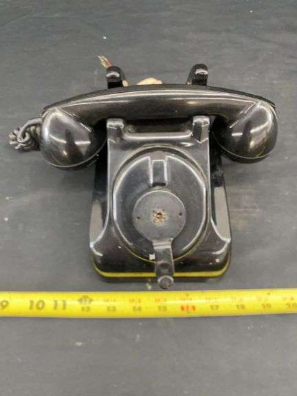 SPIN DIAL PHONE - Isabell Auction