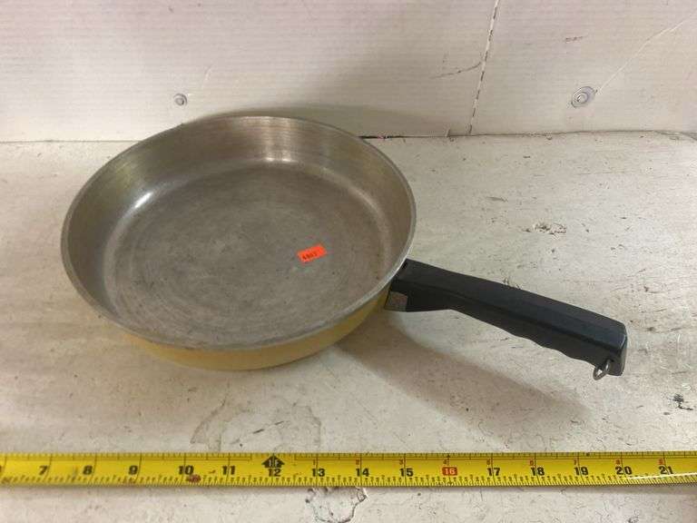 10” CLUB PAN - Isabell Auction