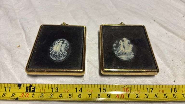PETER BATES THREE GRACES IN CAMEO AND DANCERS (LOOSE) - Isabell Auction